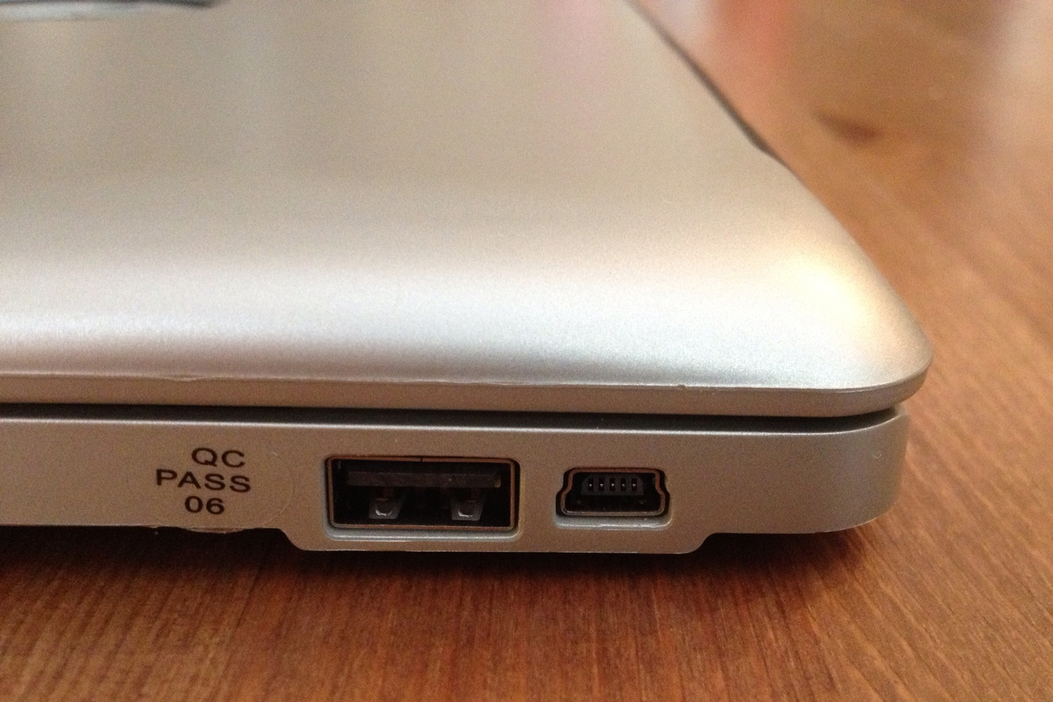 Review: Bluetooth Keyboard Case for iPad - Apple Gazette