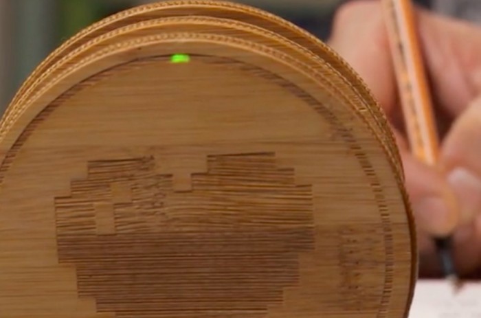 Portable Charger Coaster: Circle