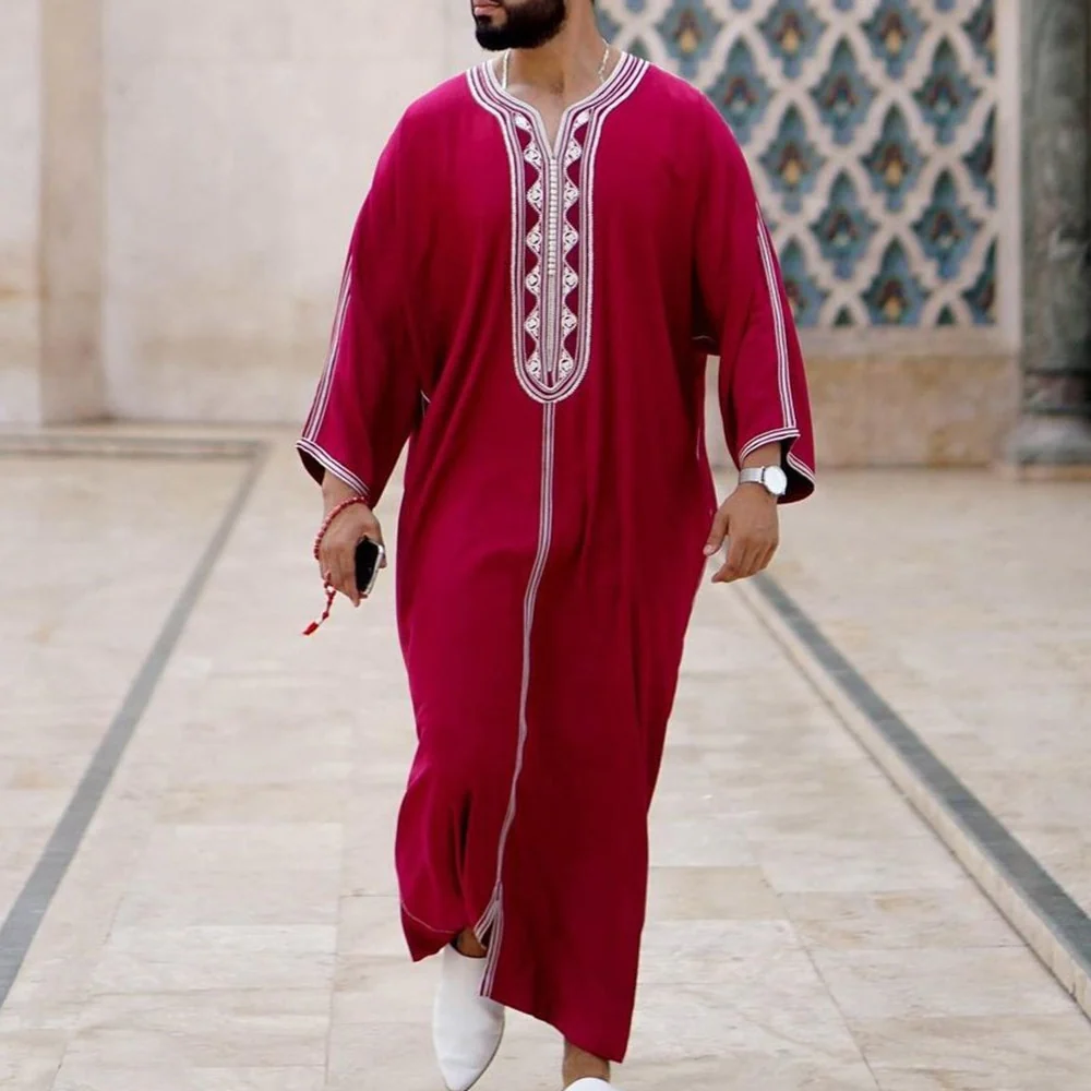 La Djellaba et l'Identité Nationale : Symbole de Tradition et de ...