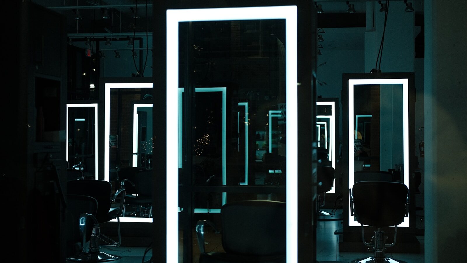 The Best Black Mirror Episodes That Redefine Modern Storytelling ...