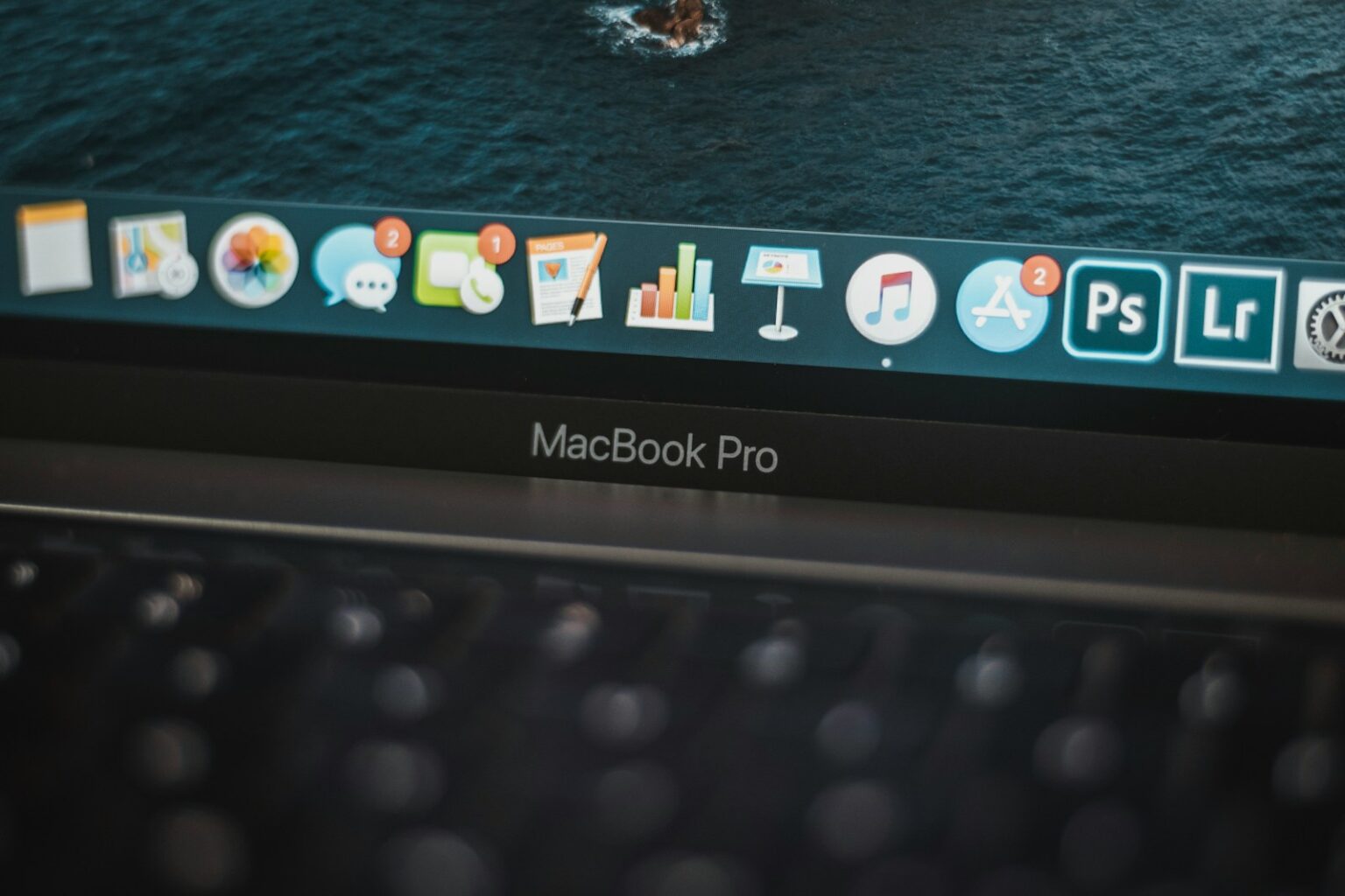 Fixing MacBook Screen Flickering: Causes and Solutions - Apple Gazette