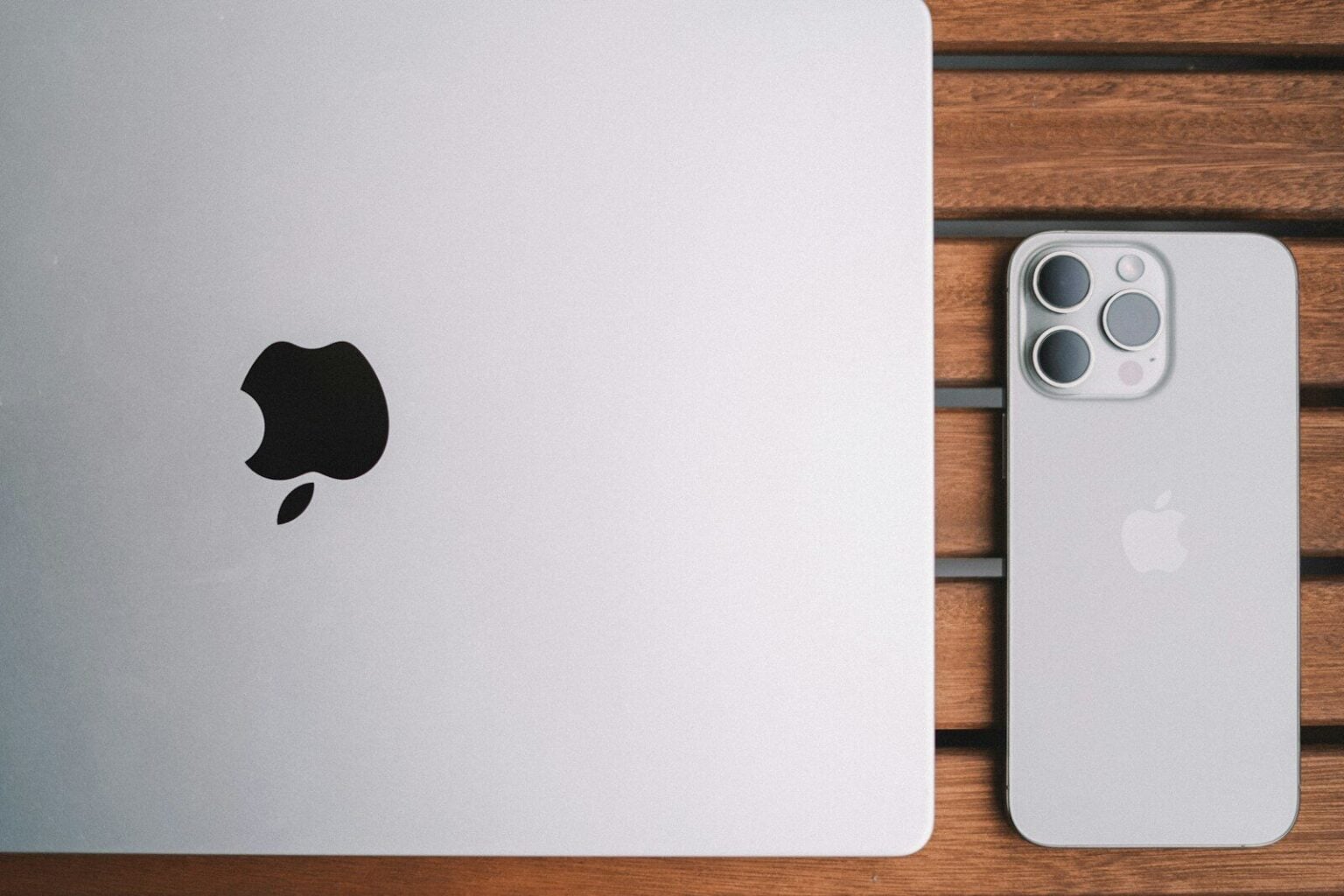 Best VPN for Mac and iPhone in 2026: 7 Apps Tested for Speed, Privacy ...