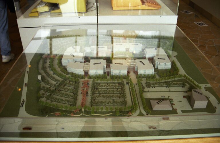 Inside Apple HQ - Apple Gazette