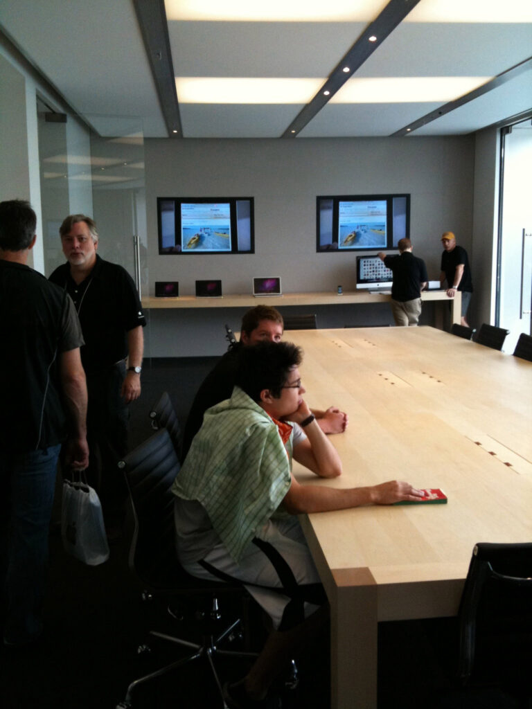 Apple Stores' Back-of-House - Apple Gazette